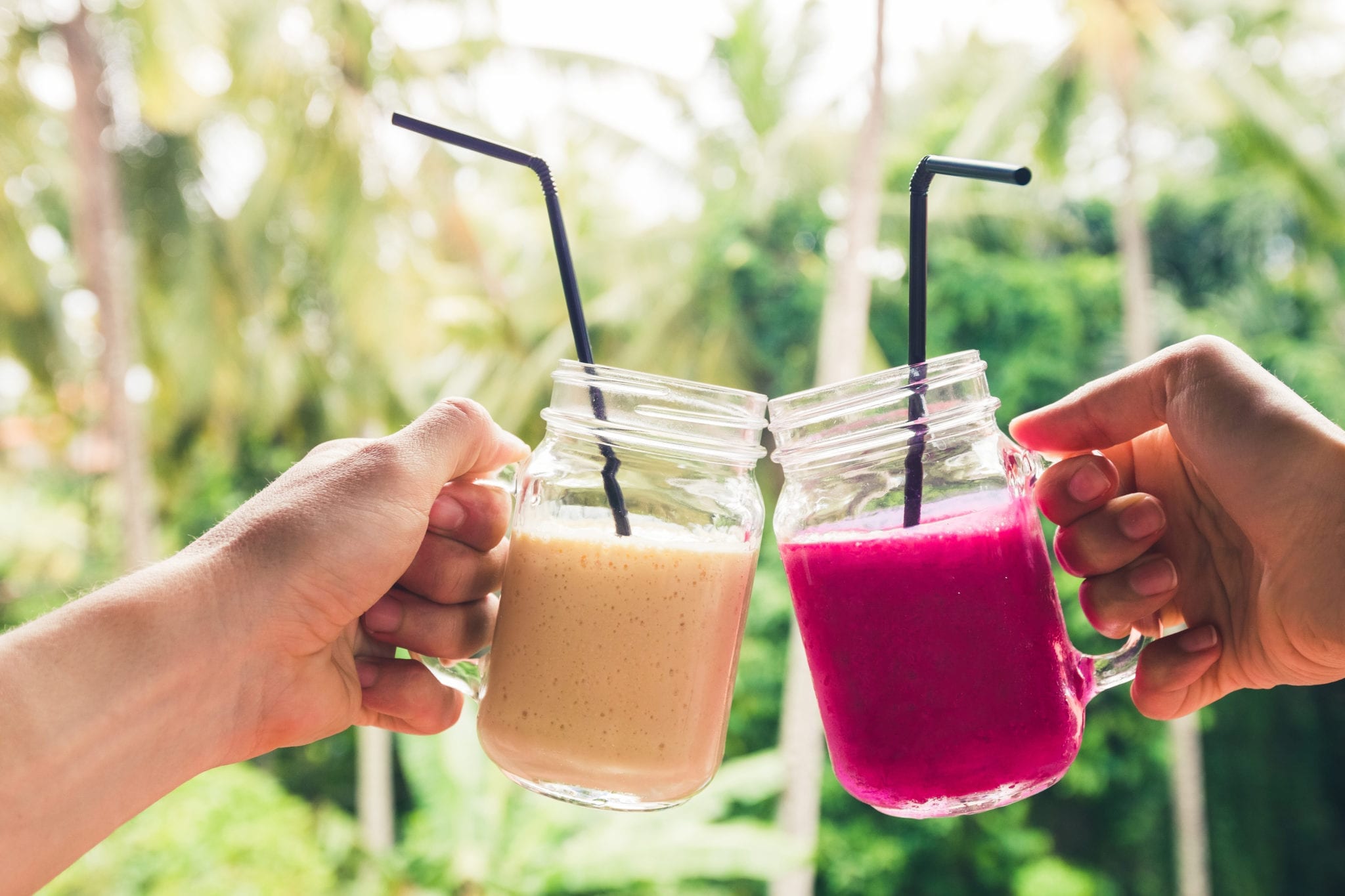 5 Frozen Drinks to Cool You Down this Summer - Easy Ice